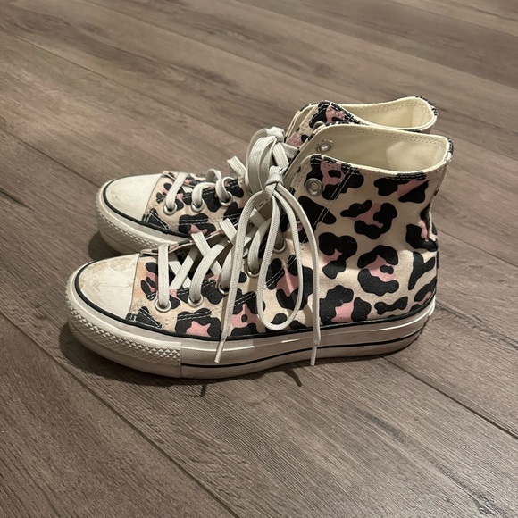 Converse | Shoes | Preppy Cheetah Print Pink Converse With Pink Soles ...